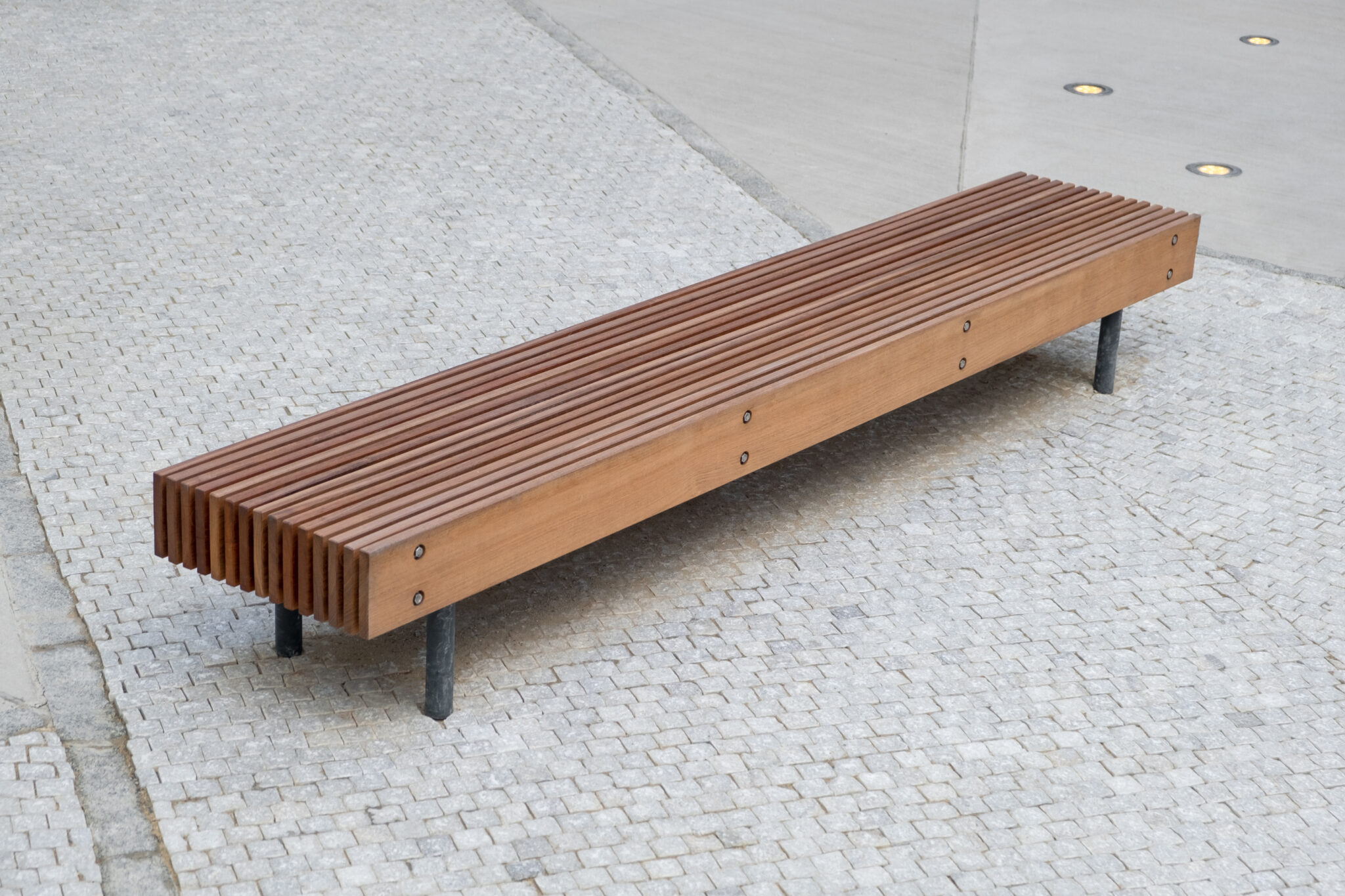The Art of Public Seating: How Smart Bench Design Shapes Cities